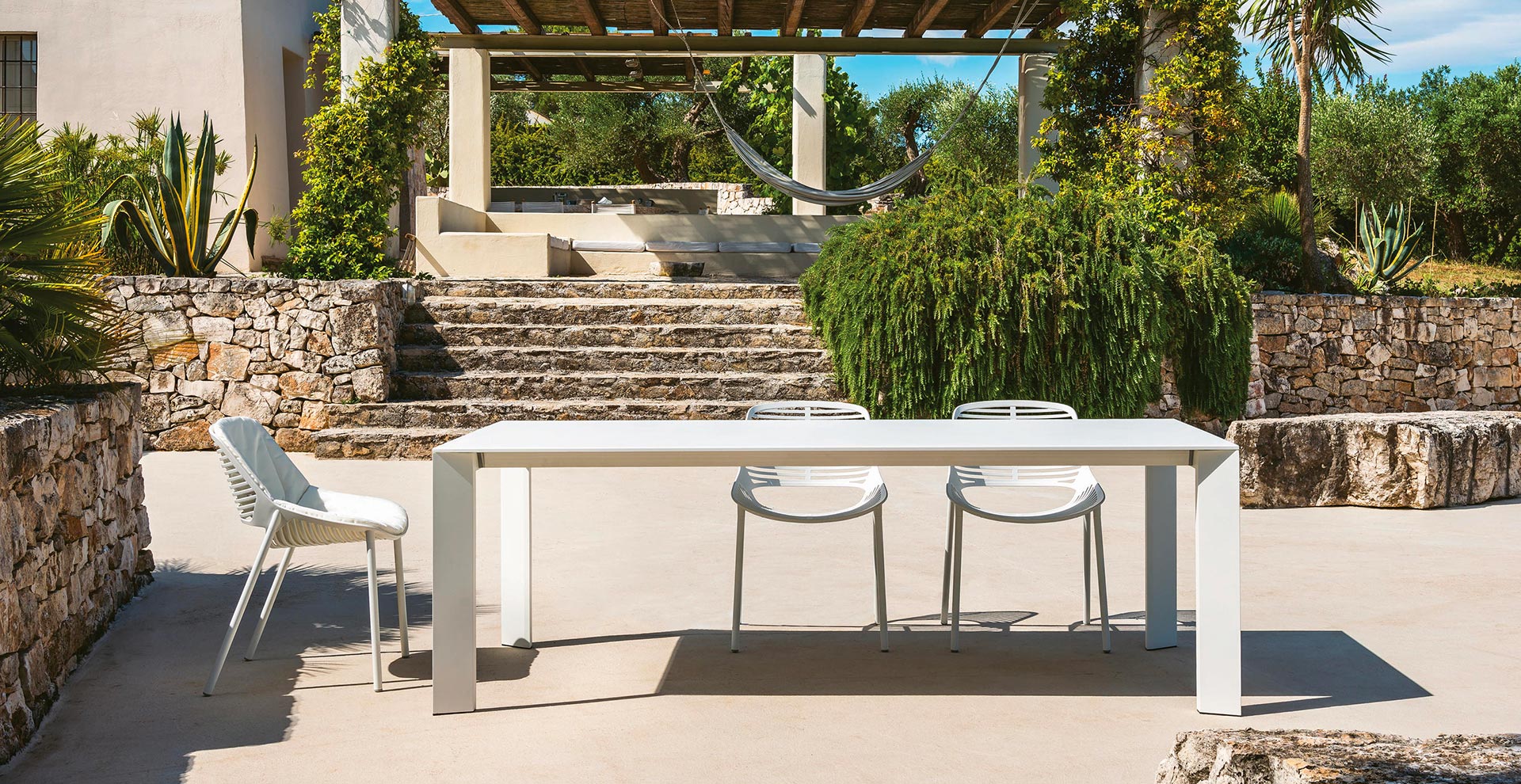 Grande Arche Fast - grande arche fast - outdoor table grande arche fast ...